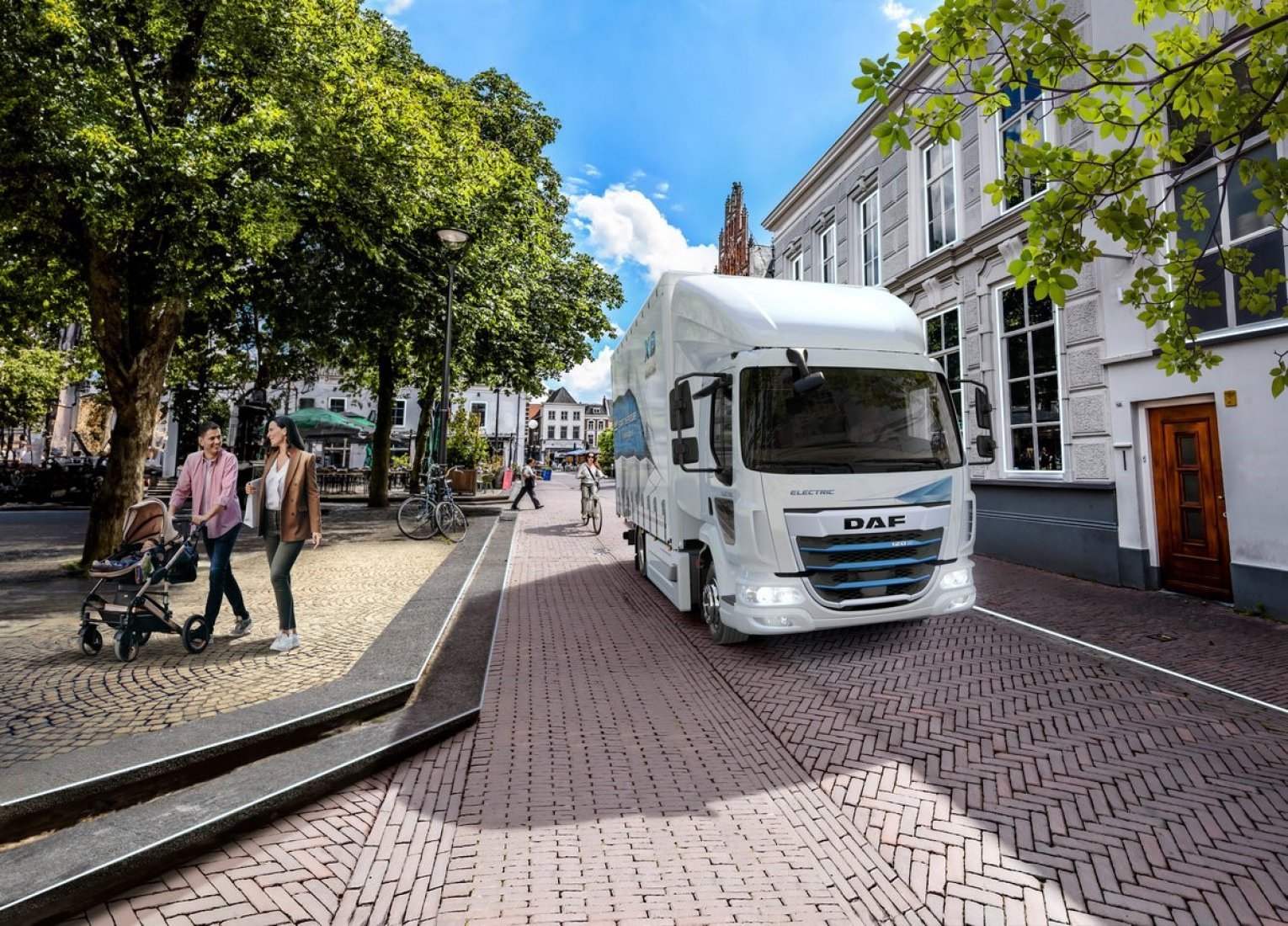 New Generation DAF XB makes debut at London EV Show